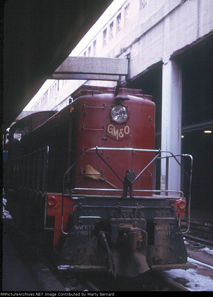 GM&O RS1 in Union Station